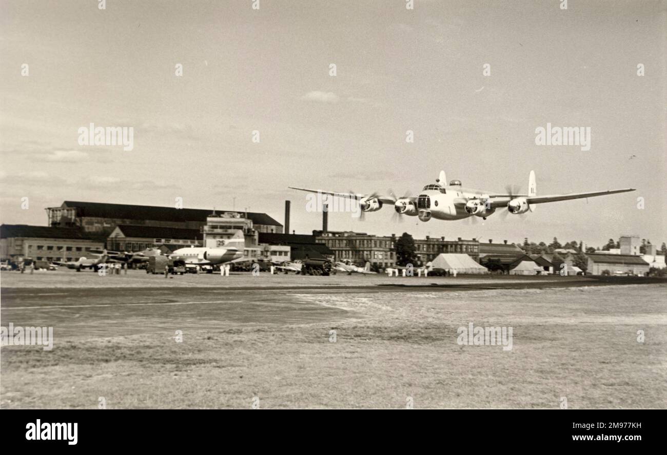 Avro Shackleton MR1 at Farnborough Stock Photo - Alamy