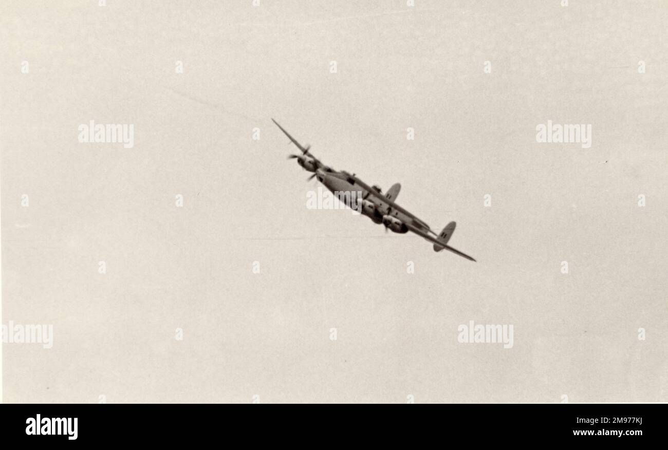 Avro Shackleton MR2 at Farnborough Stock Photo - Alamy