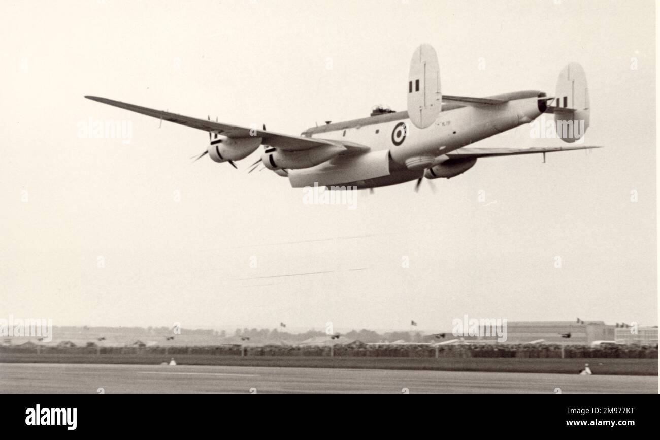 Avro shackleton mr2 hi-res stock photography and images - Alamy
