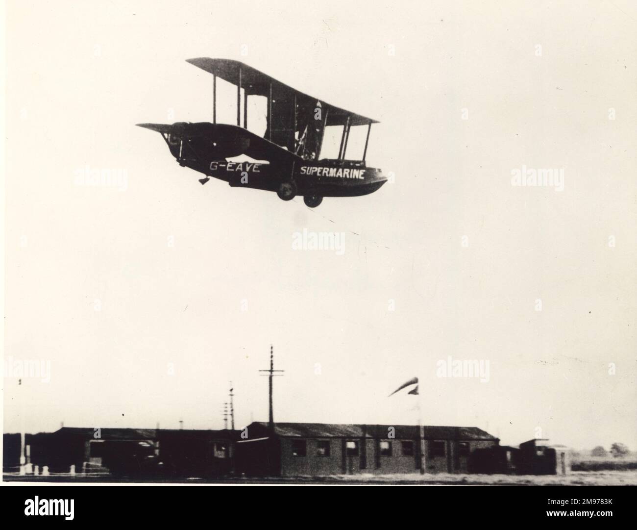 Amphibian transport hi-res stock photography and images - Alamy