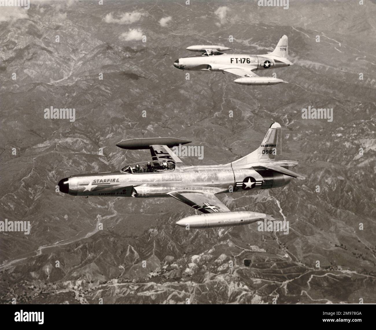 Lockheed F-94C-1-LO Starfire, 50-966, and Lockheed P-80C-1-LO Shooting ...