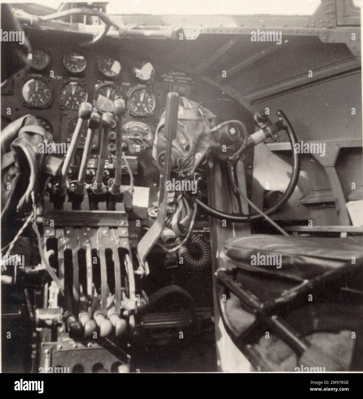 Short stirling cockpit hi-res stock photography and images - Alamy
