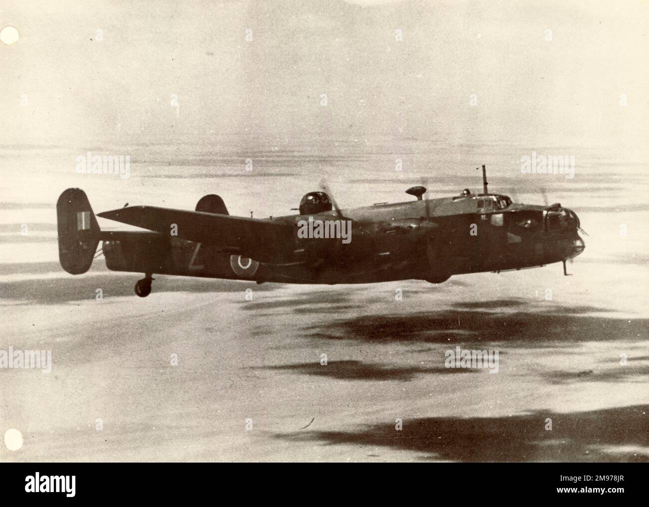 Handley page halifax hi-res stock photography and images - Alamy
