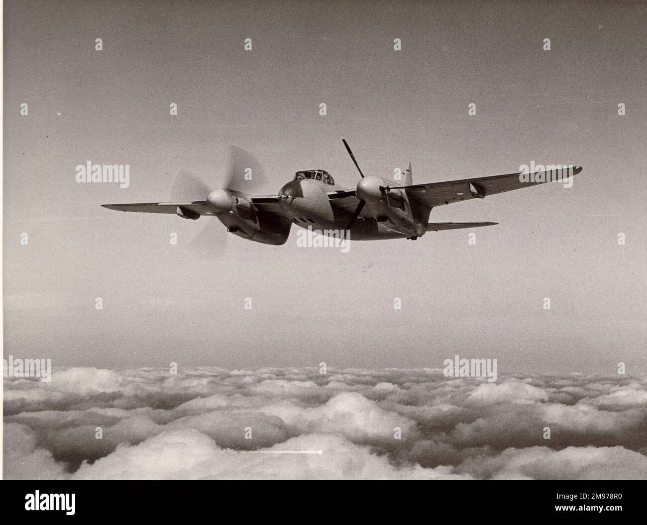 de Havilland DH98 Mosquito FBVI, NT193, in flight Stock Photo - Alamy