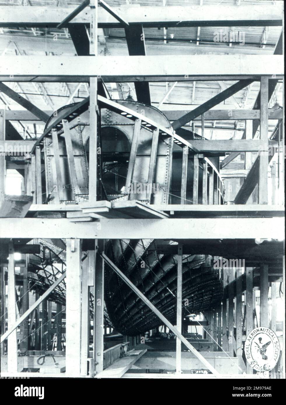 Fuselage hi-res stock photography and images - Alamy