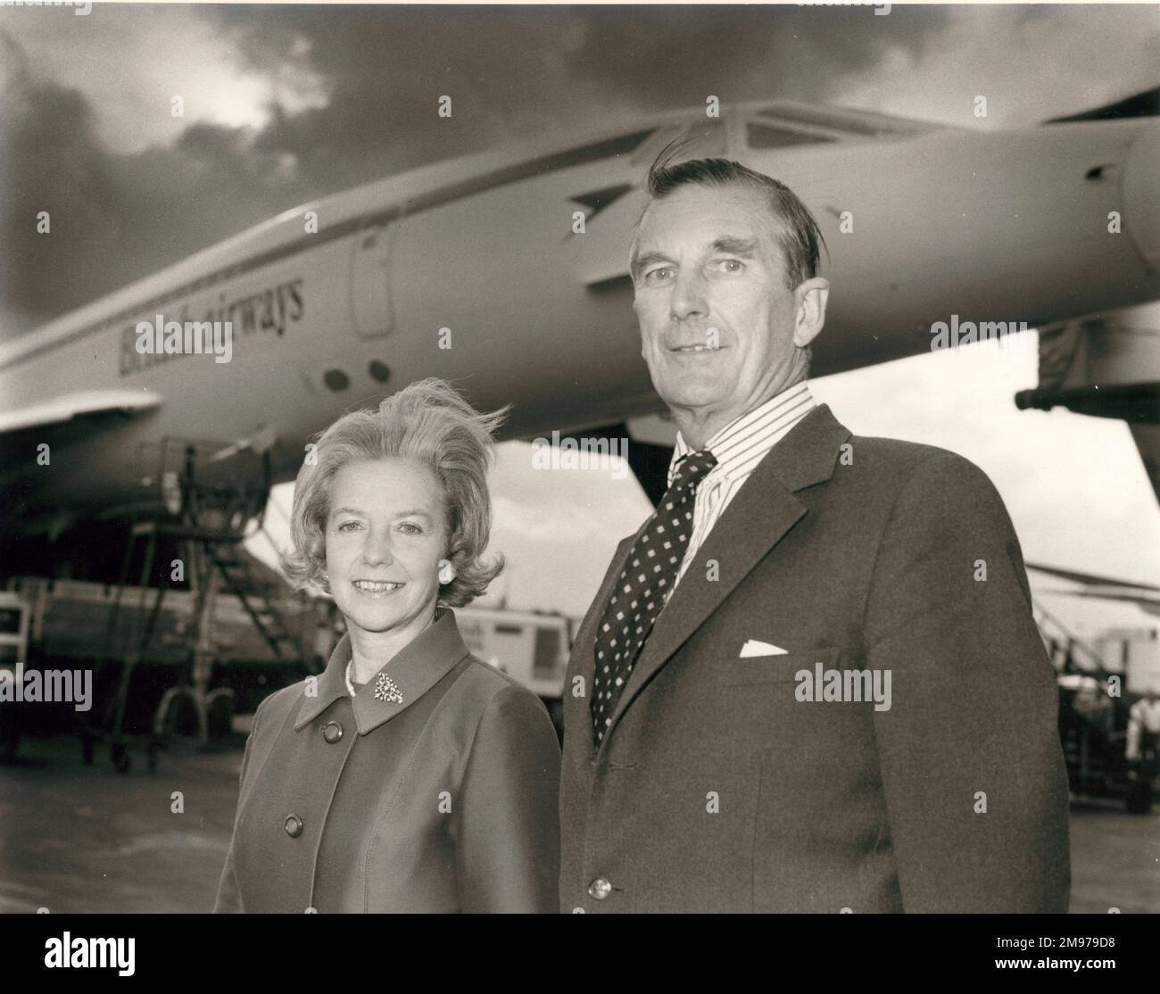 AM Sir Charles Pringle, KBE, MA, CEng, FRAeS, RAeS President 1975-1976 ...