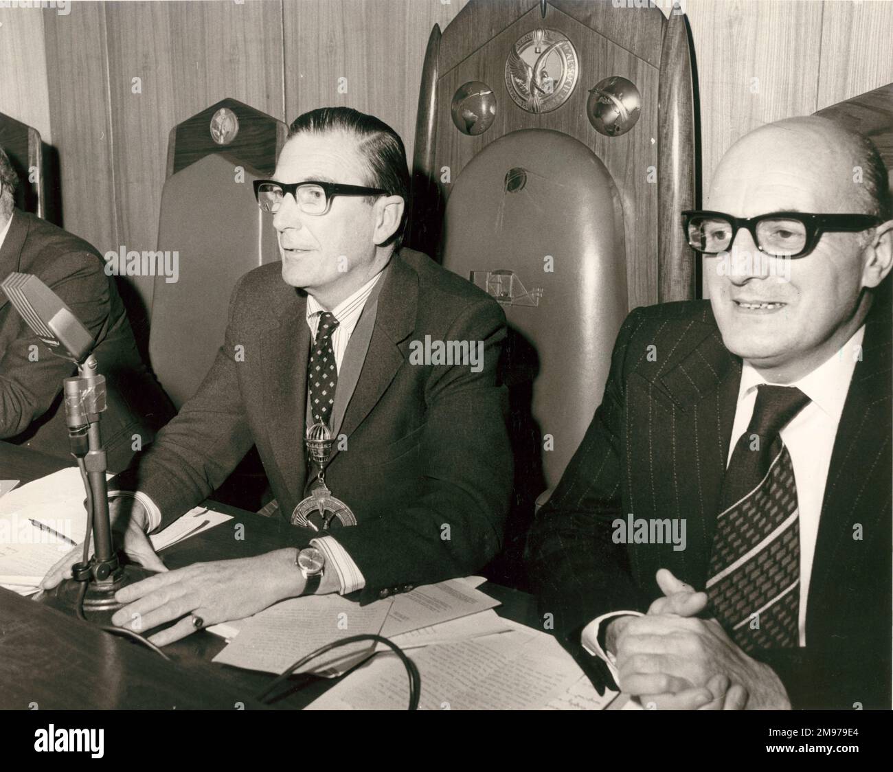 B.P. Laight, OBE, CEng, MIMechE, FRAeS, RAeS President 1974-1975, right ...