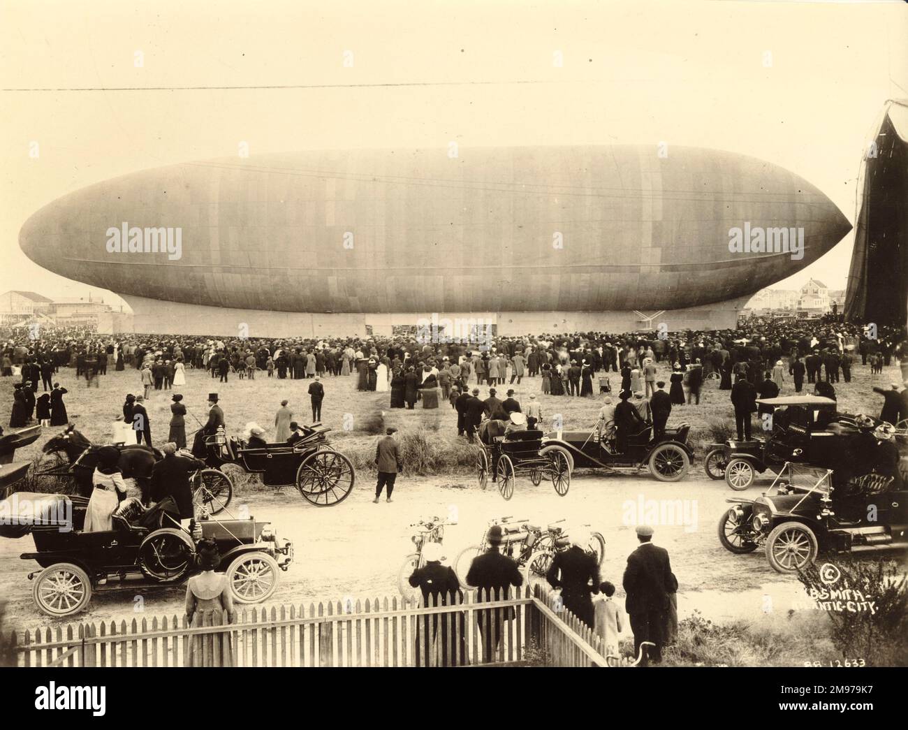 The 1912 non-rigid airship Akron Stock Photo - Alamy