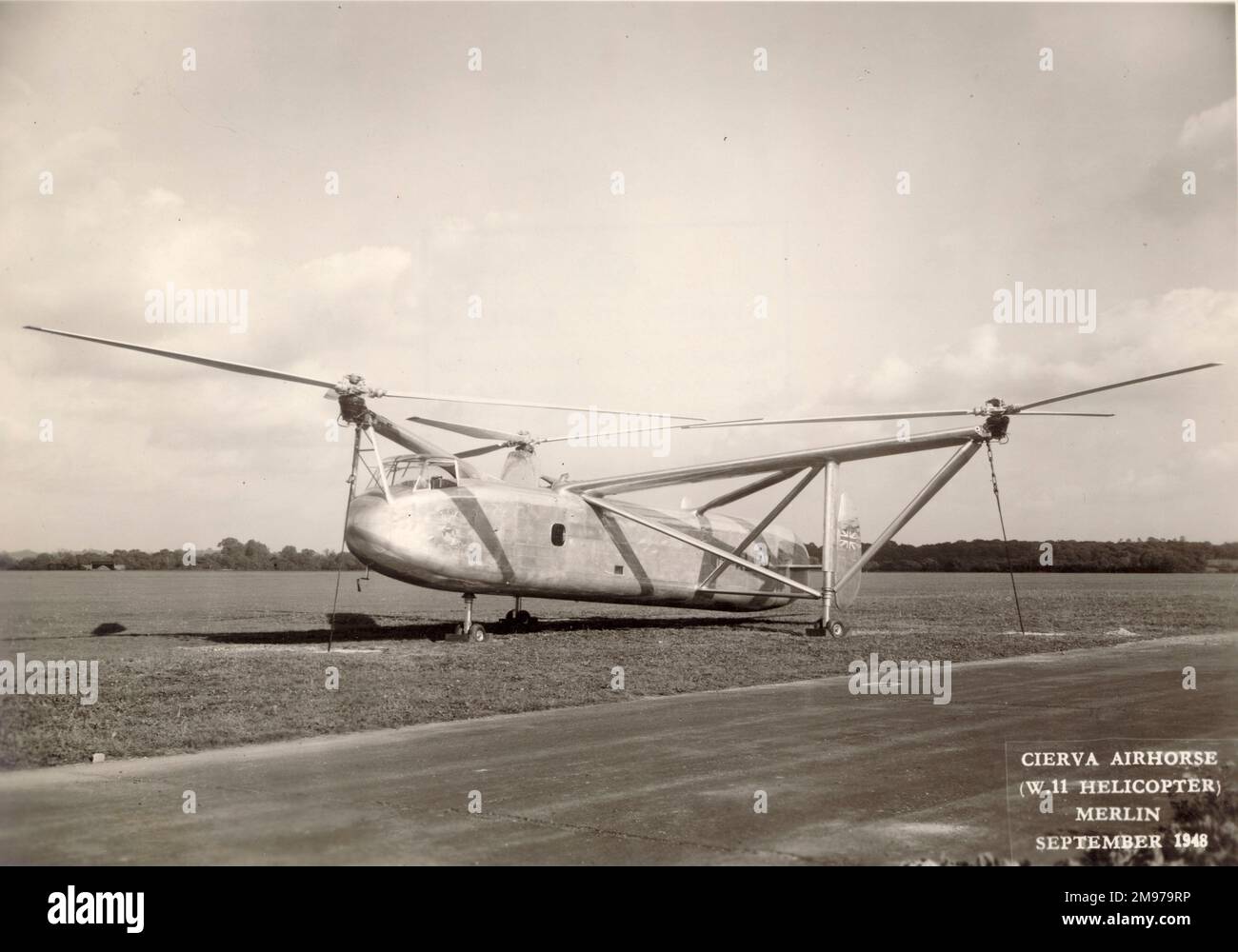 Cierva W11 Air Horse, G-ALCV. Southampton Airport Stock Photo - Alamy