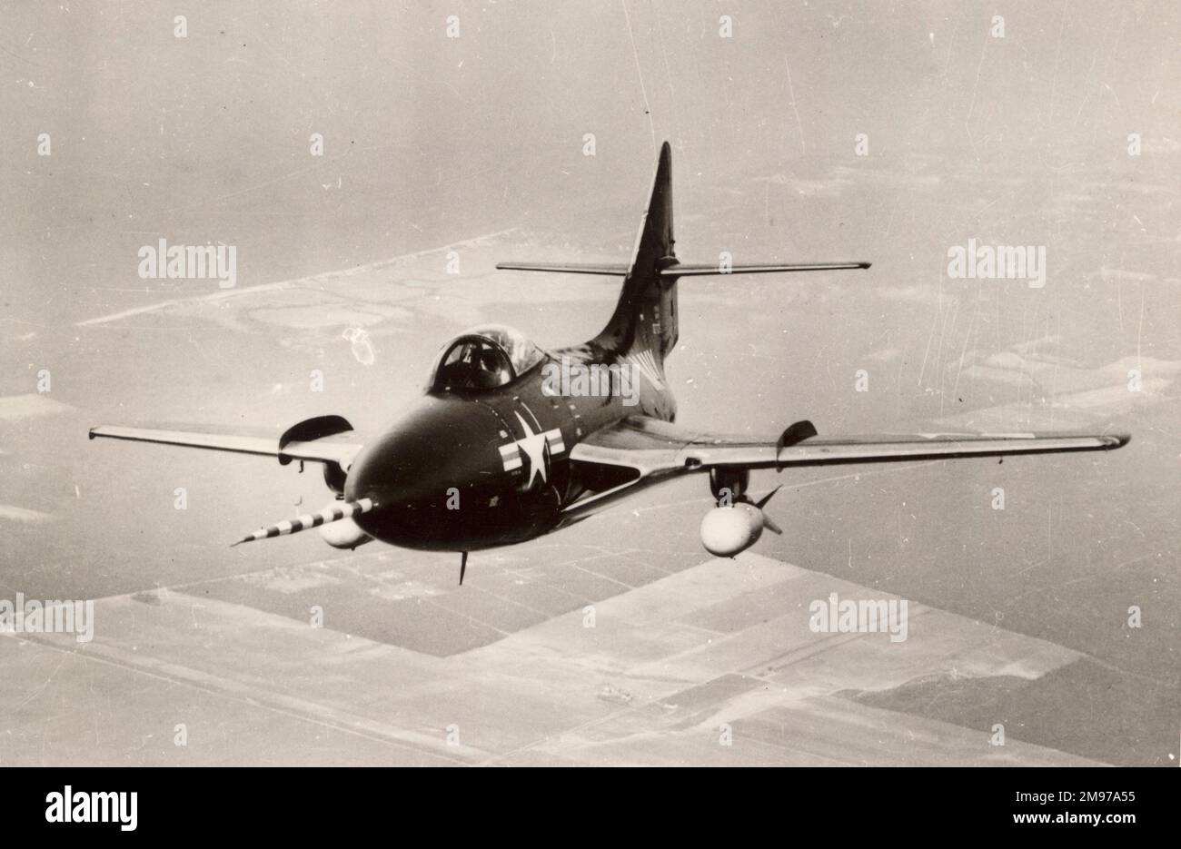 F9f 8 cougar hi-res stock photography and images - Alamy