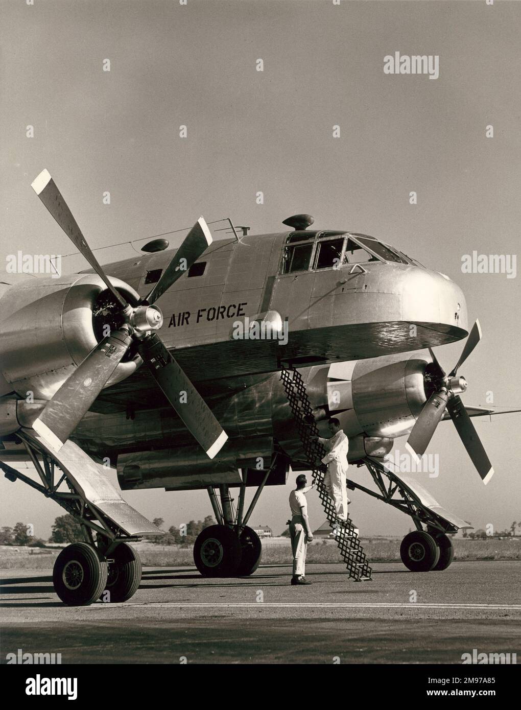 Pack plane hi-res stock photography and images - Alamy