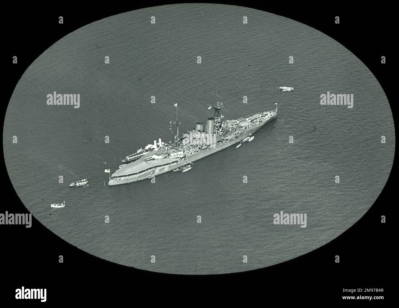 Warship aerial hi-res stock photography and images - Alamy