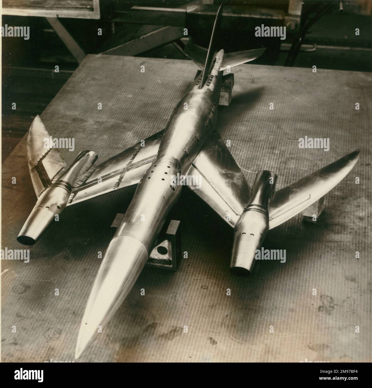ARA Transonic wind-tunnel model of the AWP13 medium-range M-wing ...