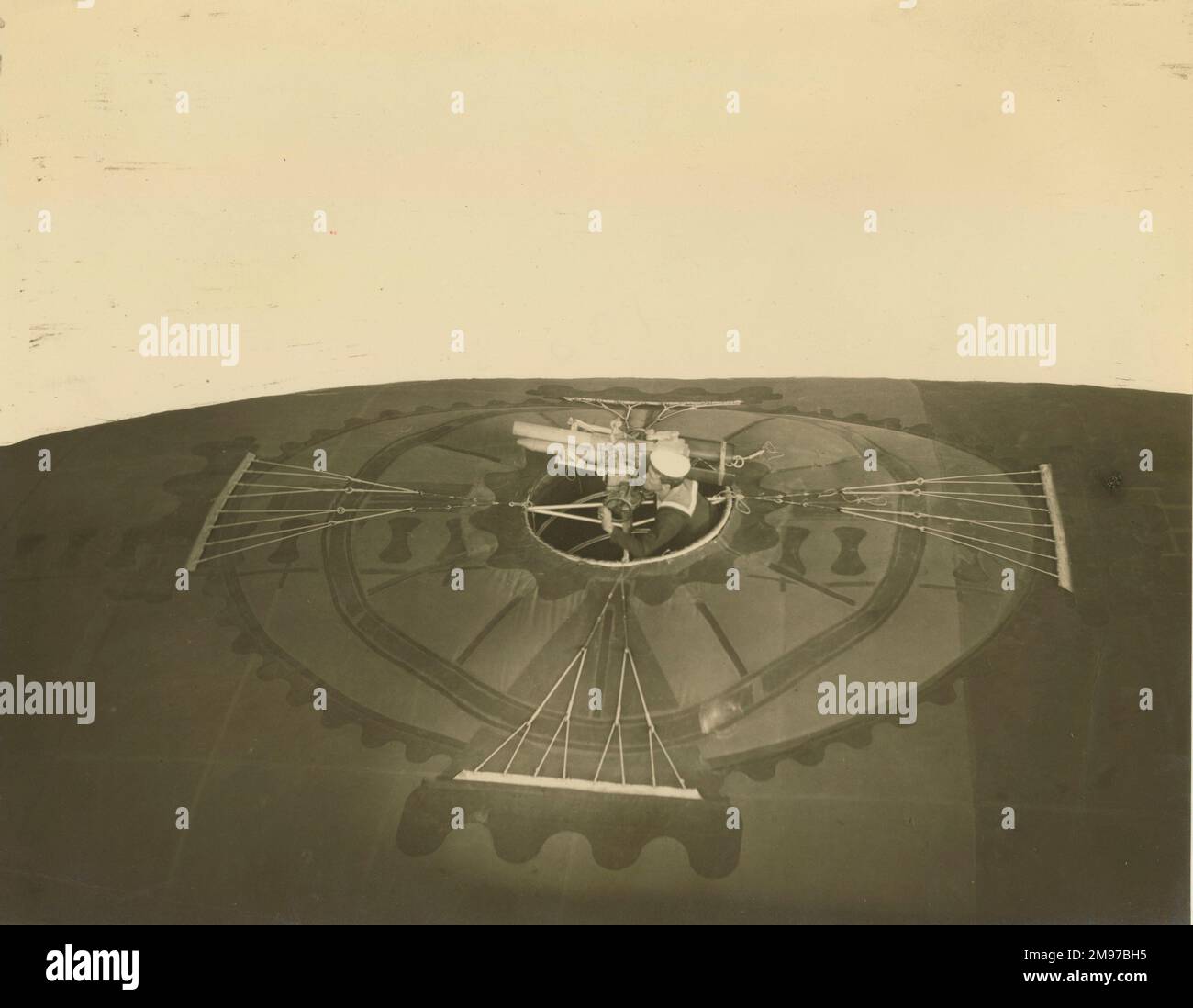 One-pounder quick-firing gun on top of the envelope Stock Photo - Alamy