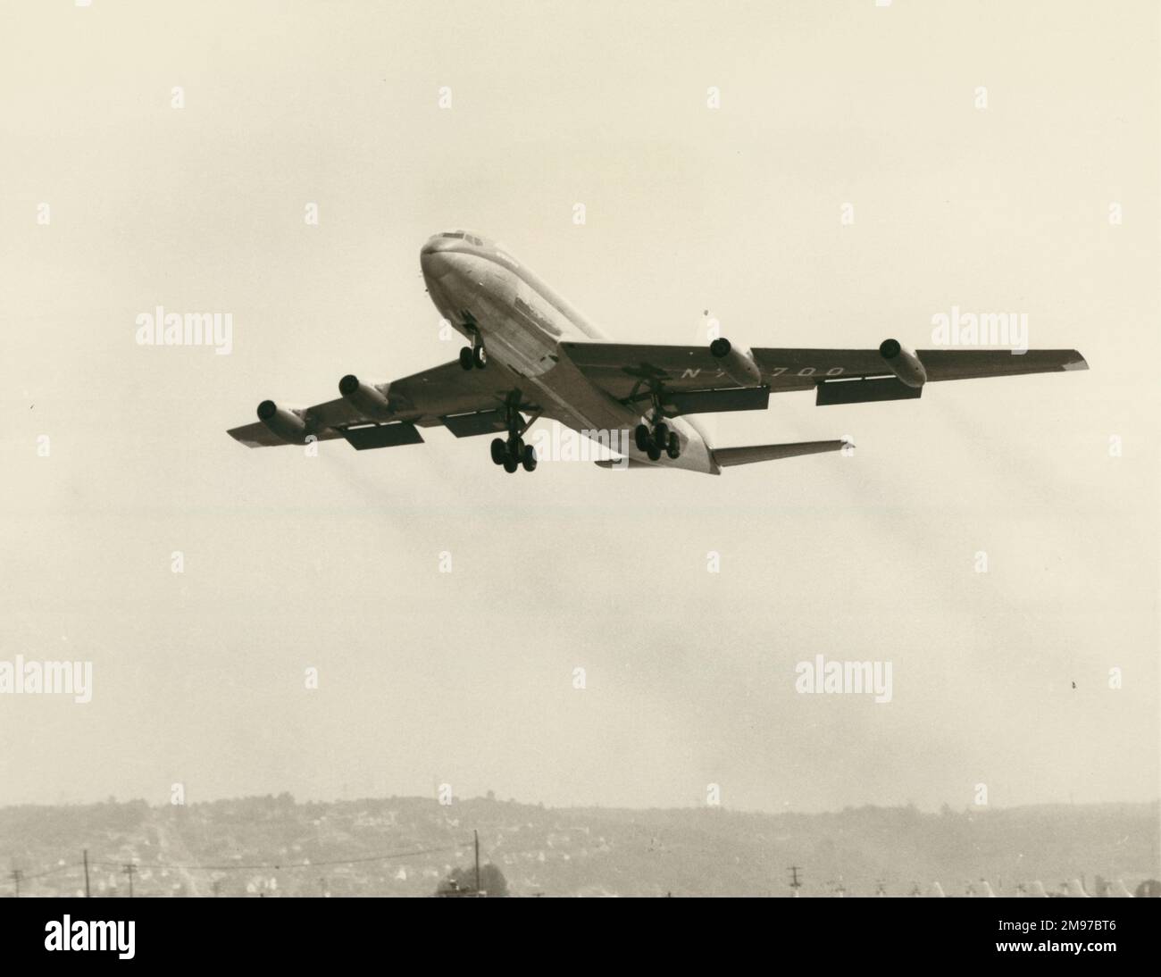 The first flight of the Boeing Dash 80, N70700, from Boeing’s Renton ...