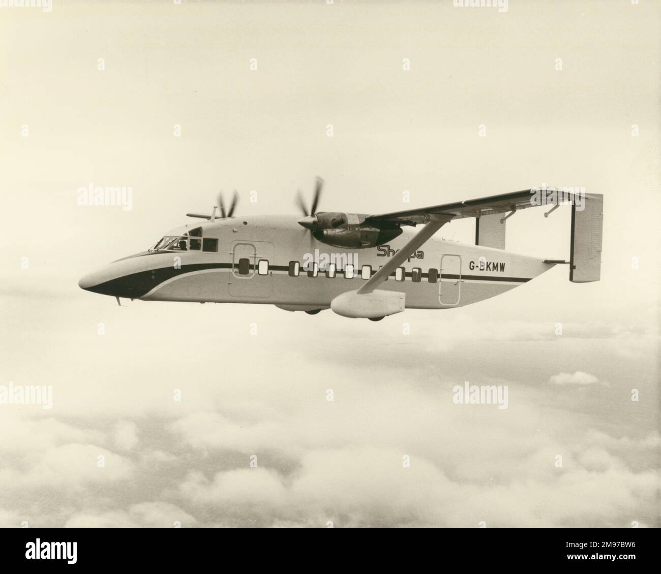 Short 330 hi-res stock photography and images - Alamy