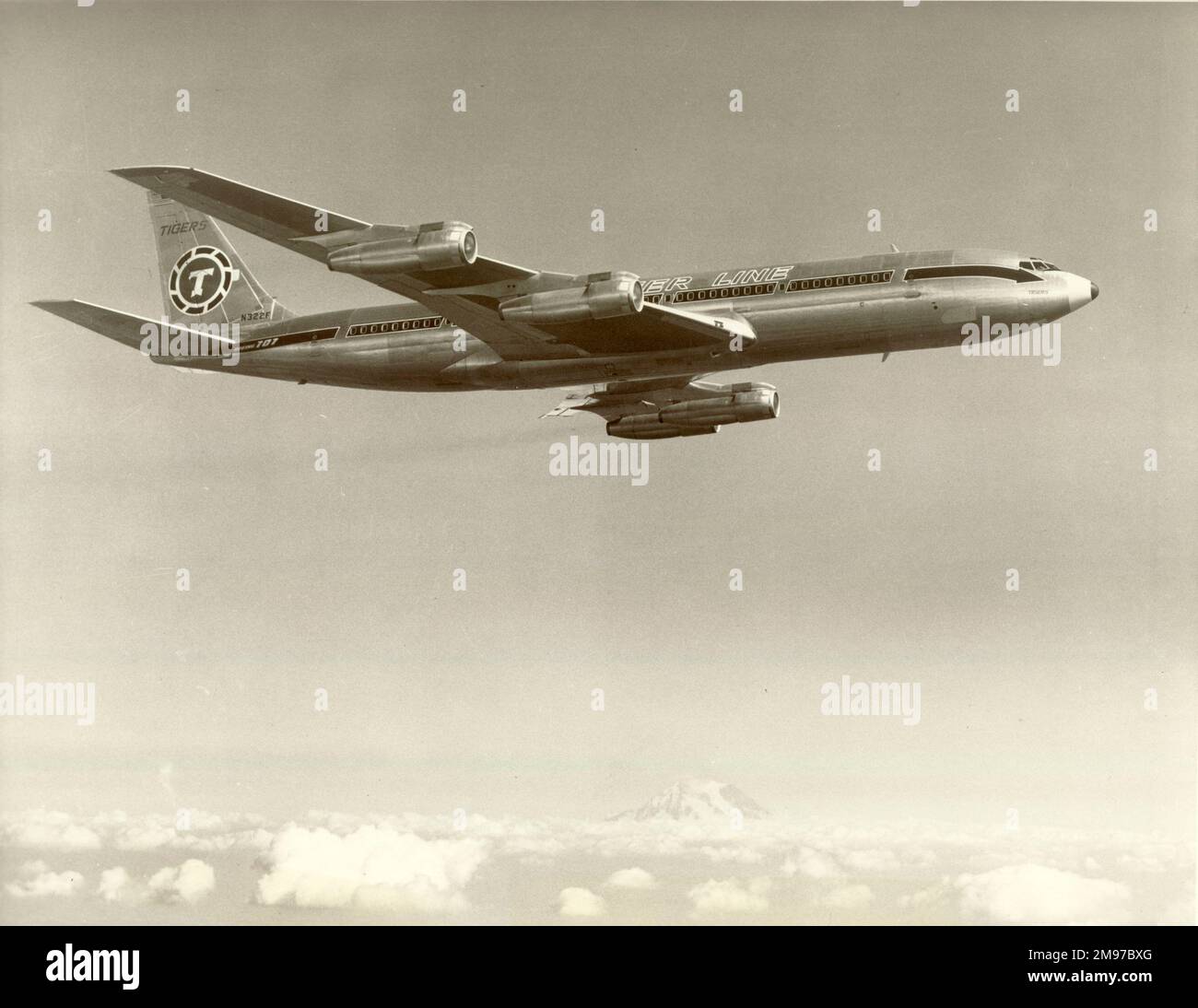 Boeing 707-349C, N322F, of Tiger Line Stock Photo - Alamy