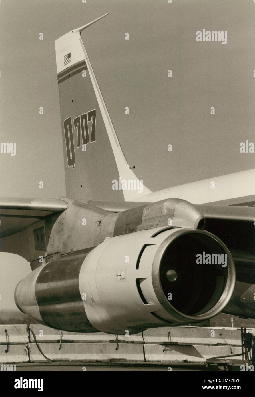 Boeing Q707 fitted with quieter engine air intakes Stock Photo - Alamy