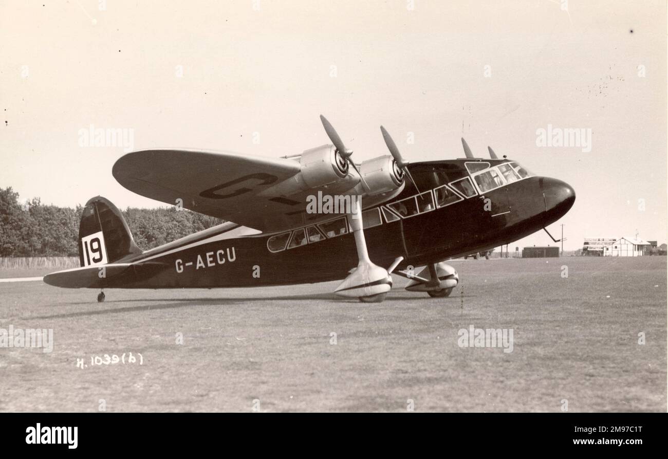 Short S22 Scion Senior, G-AECU, as flown in the 1937 King’s Cup race ...
