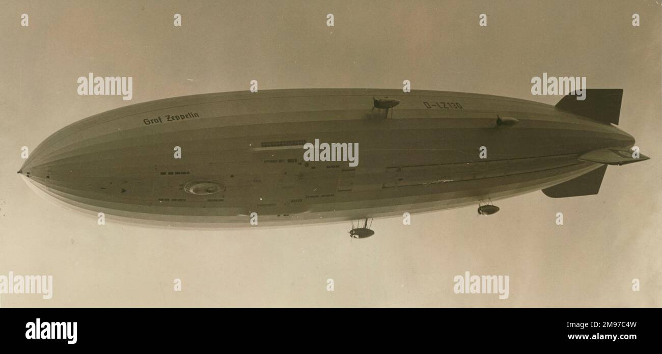 The Graf Zeppelin II, LZ 130, over the crowd at Rebstock, 30 July 1939 Stock Photo - Alamy