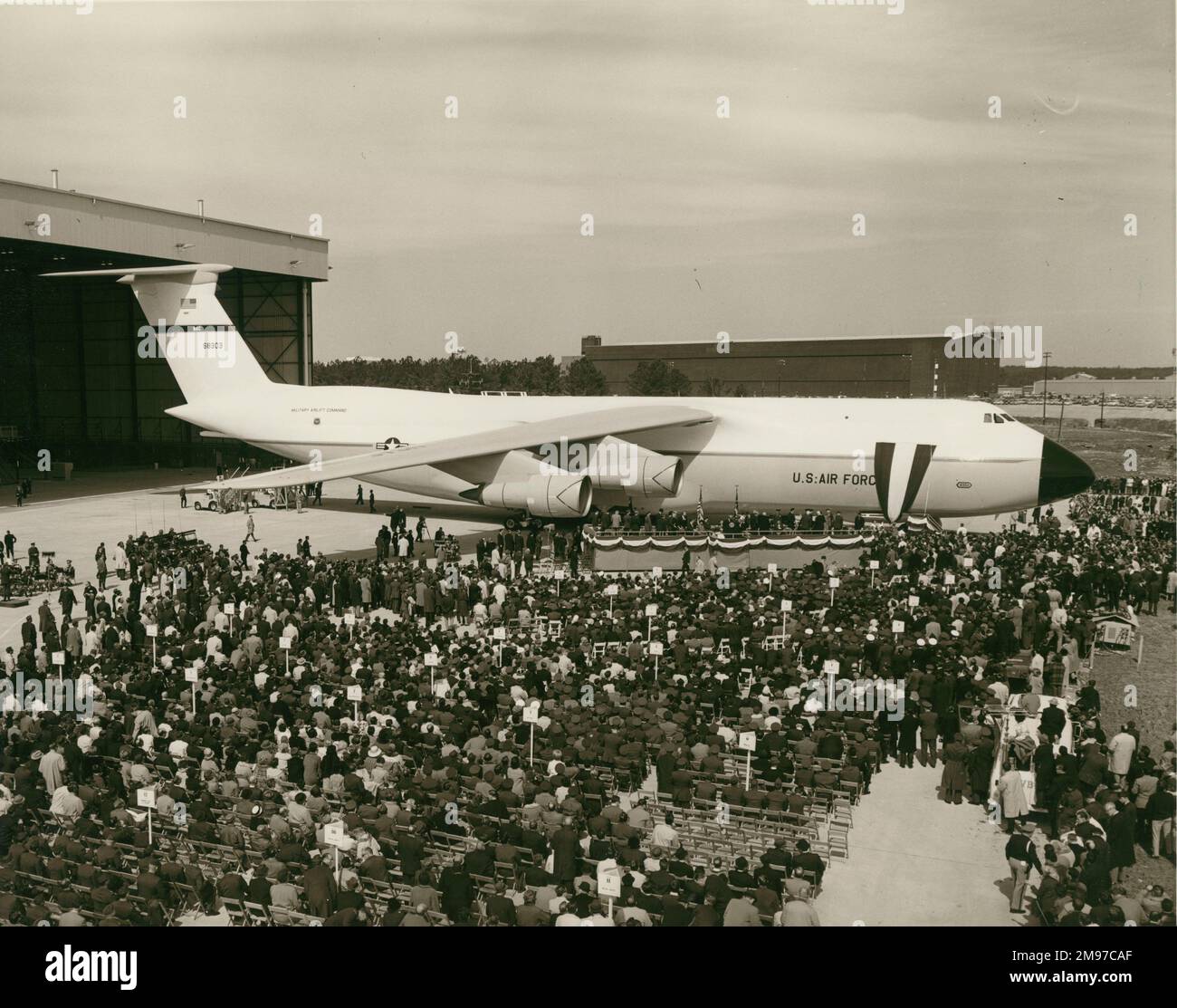 Lockheed georgia galaxy transport aircraft hi-res stock photography and ...