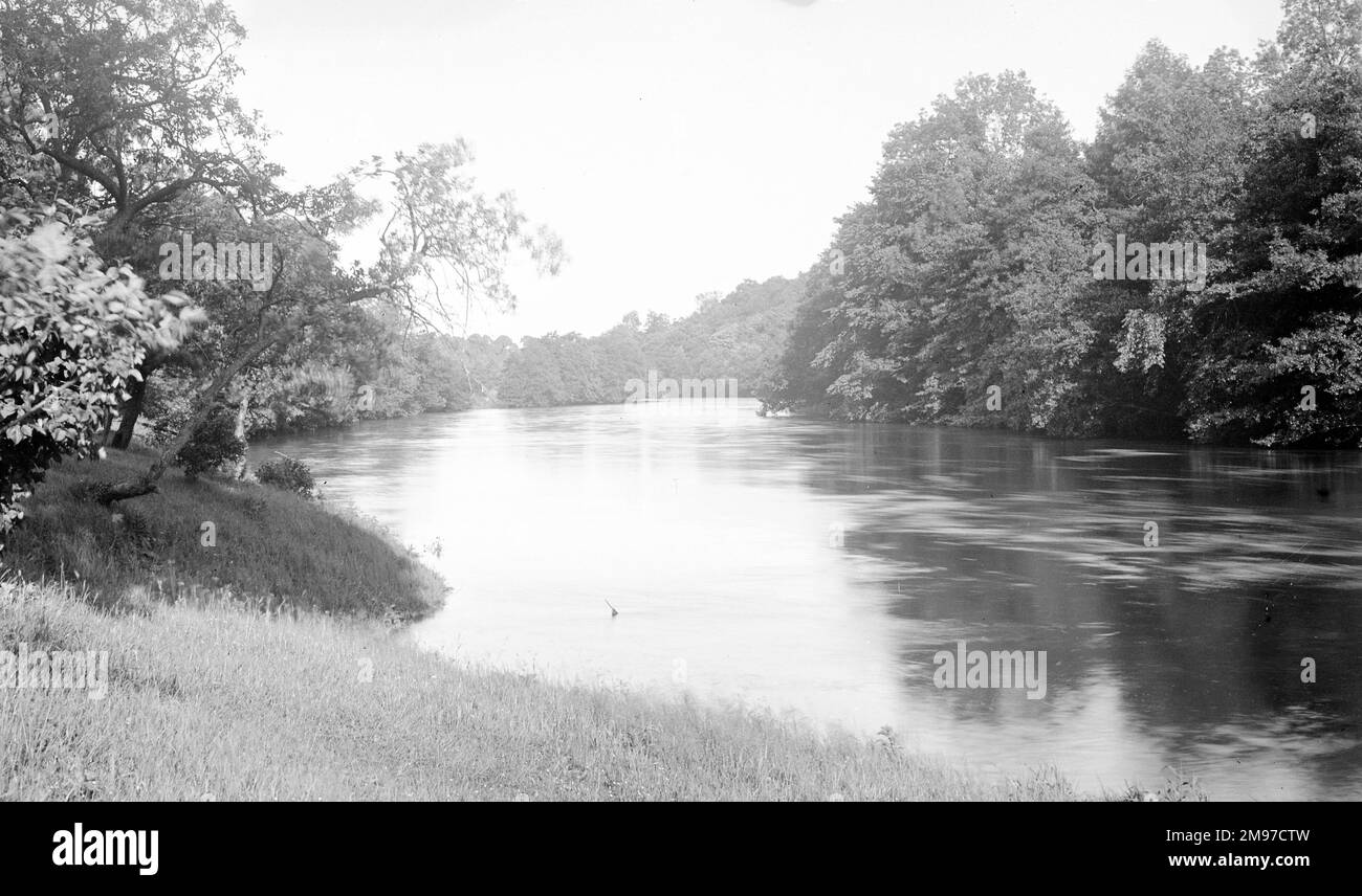 The River Dee at Erbistock in June 1908 Stock Photo - Alamy
