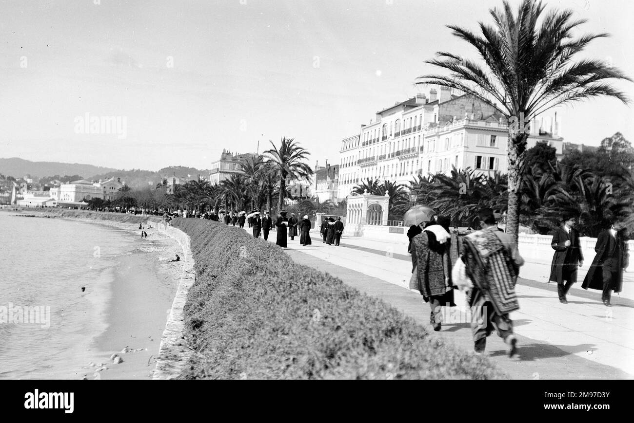 Cannes beachfront showing how the emphasis was on promenading not ...