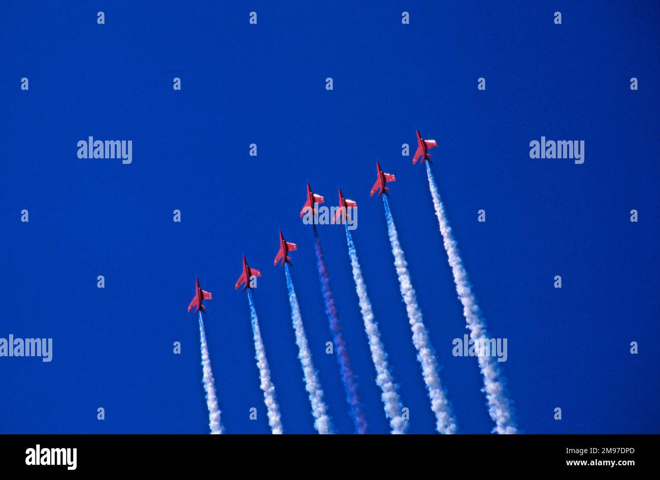 RAFAT RAF Red Arrows Folland Gnats in Leader’s Benefit formation at ...