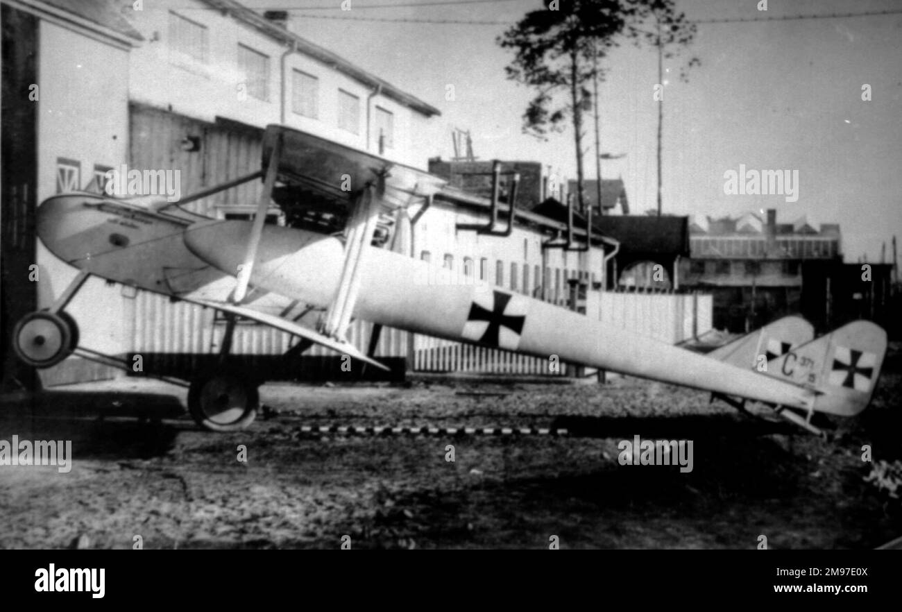 Ago C II twin-boom fuselaged German plane, operating from late 1915 on ...