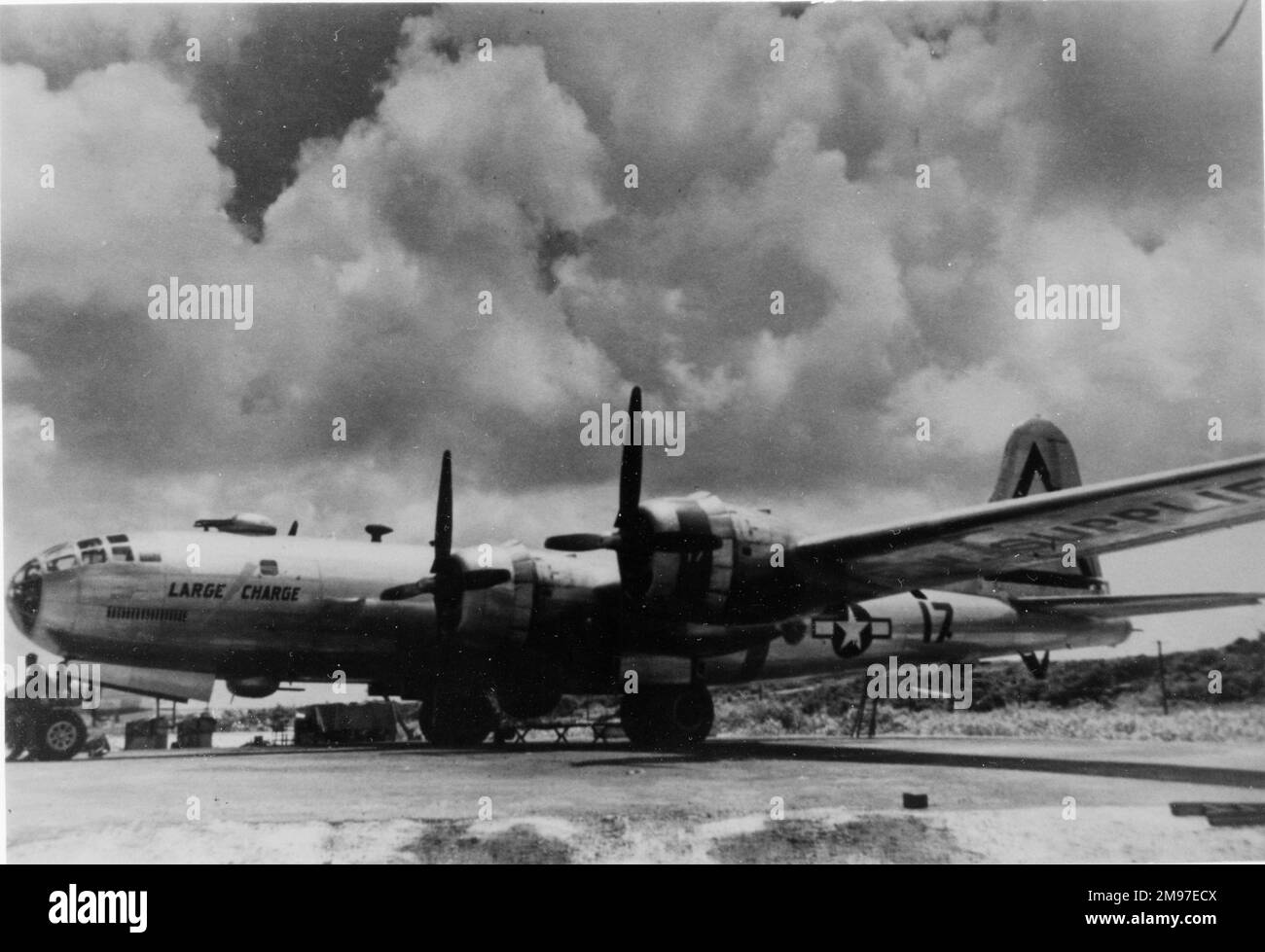 B 29 Black and White Stock Photos & Images - Alamy