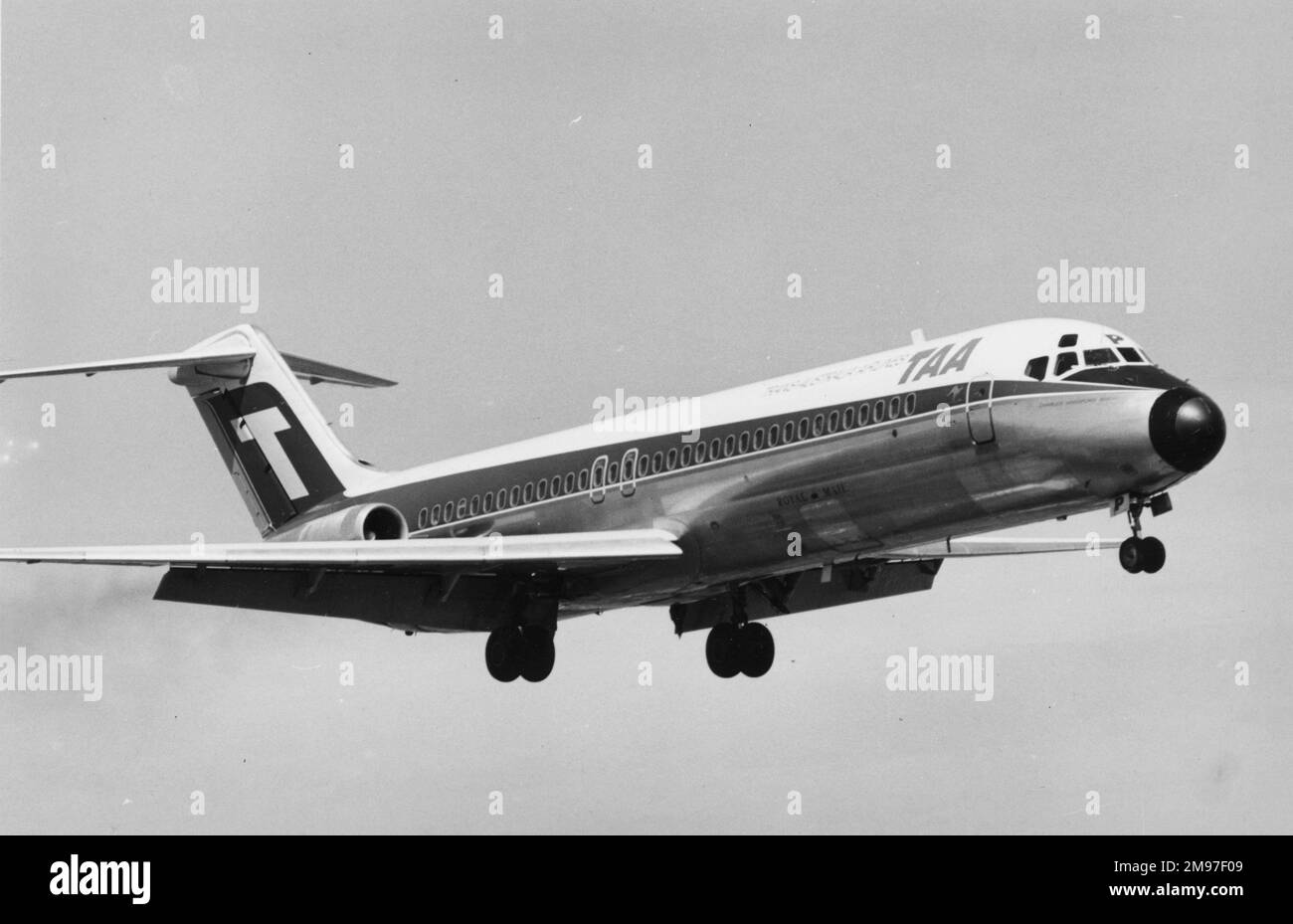 Douglas DC-9 31 -Trans-Australia Stock Photo - Alamy
