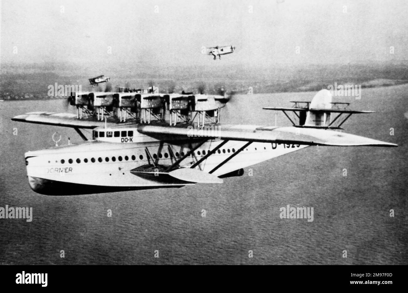 View aircraft dornier hi-res stock photography and images - Alamy