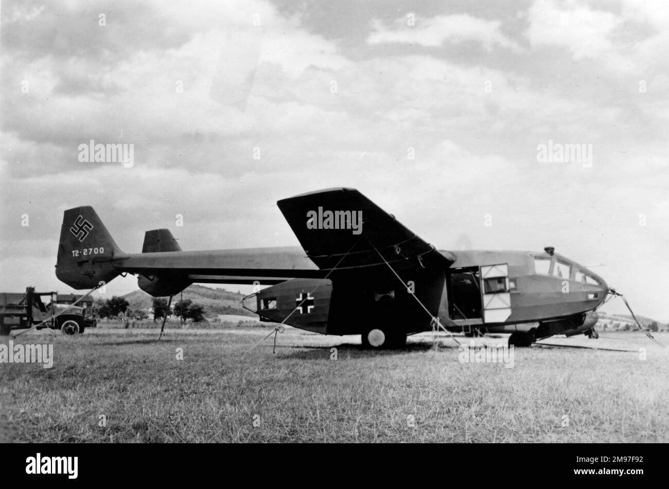 Gotha Go 242B -superceded the DFS 230 as the Luftwaffe's standard ...