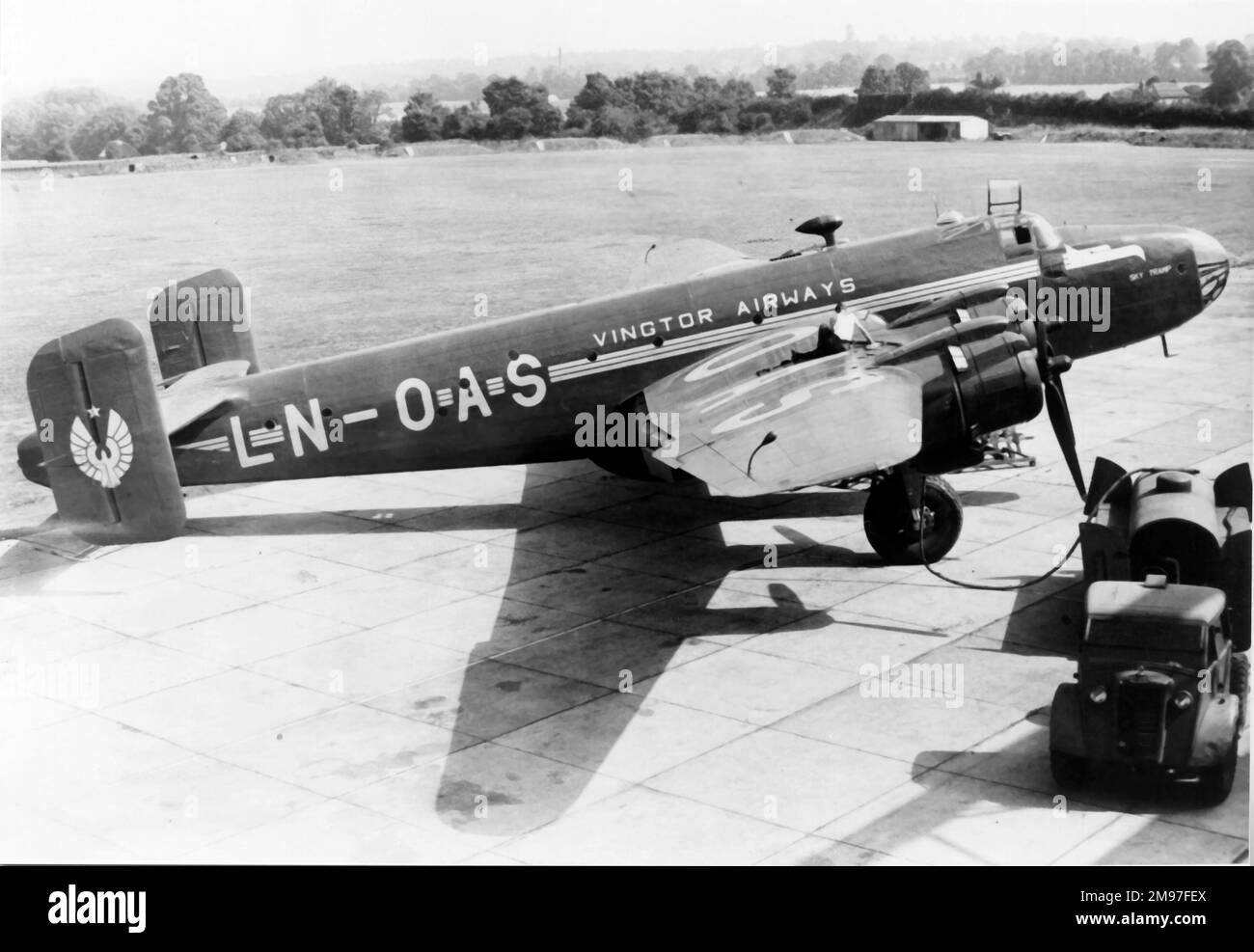 Halifax airplane Black and White Stock Photos & Images - Alamy