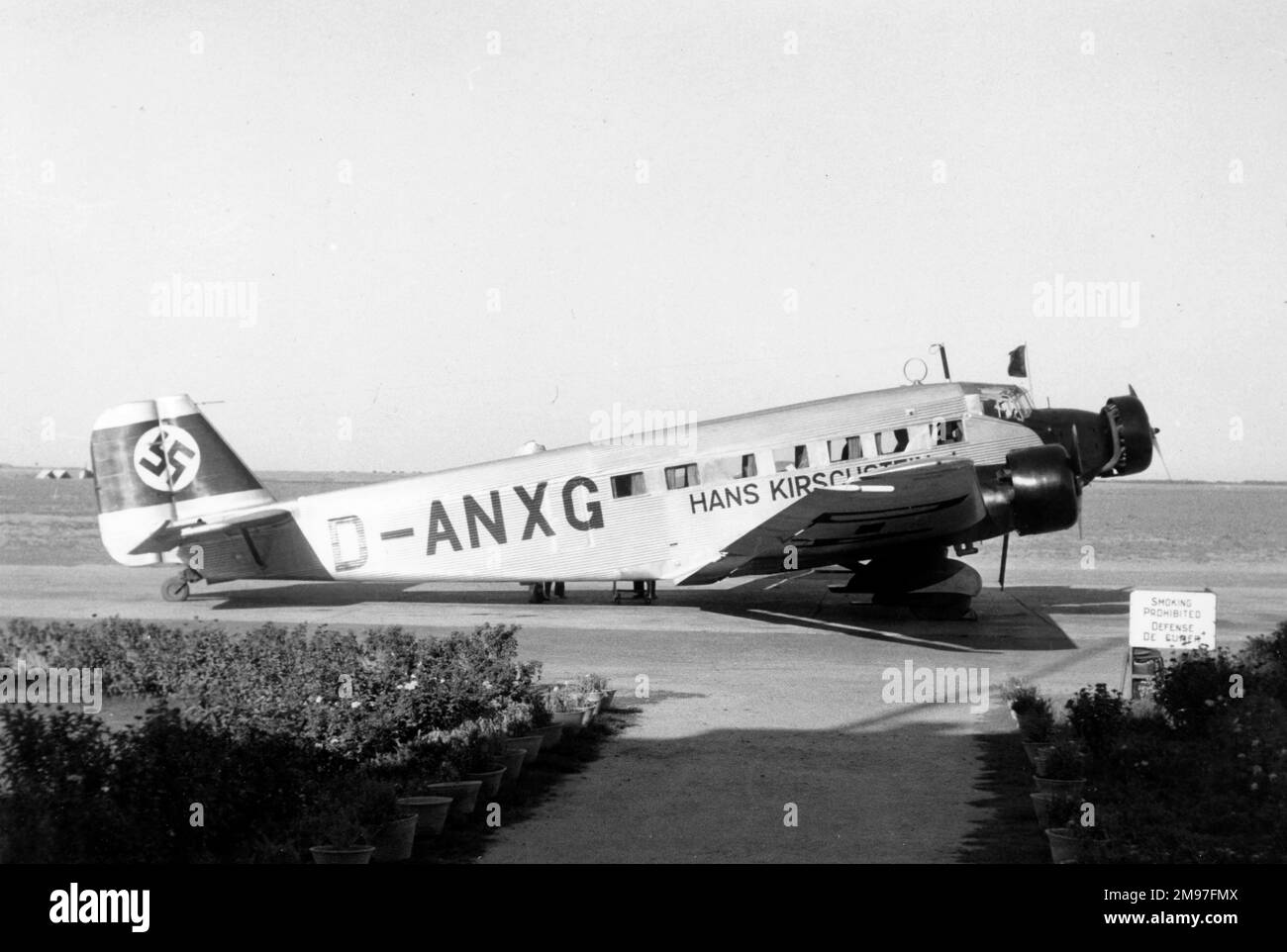 Junkers Ju 52 3m (side view, on the ground) of Lufthansa's D-ANXG Stock Photo - Alamy