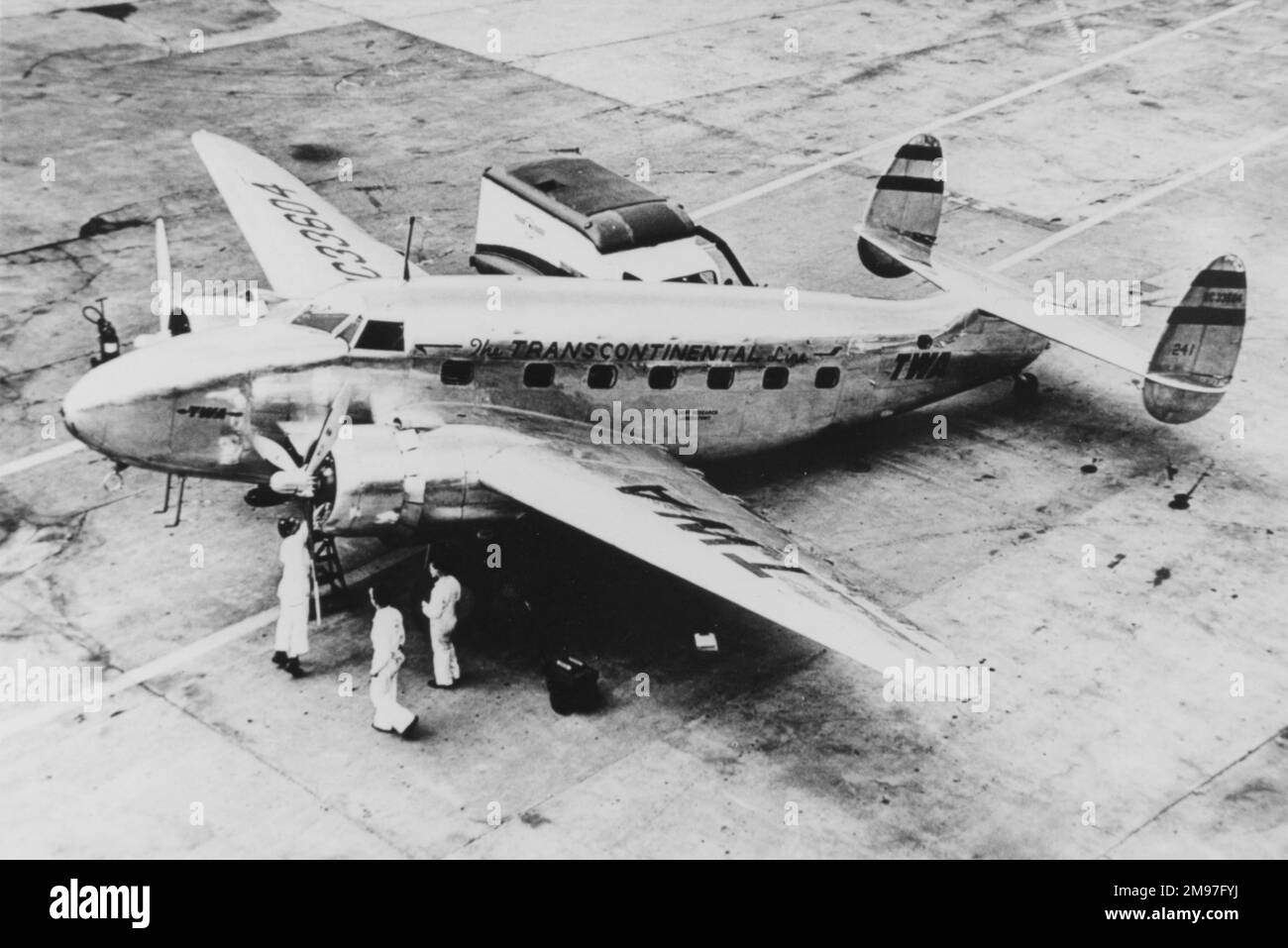Lockheed L18 Lodestar -TWA Stock Photo - Alamy
