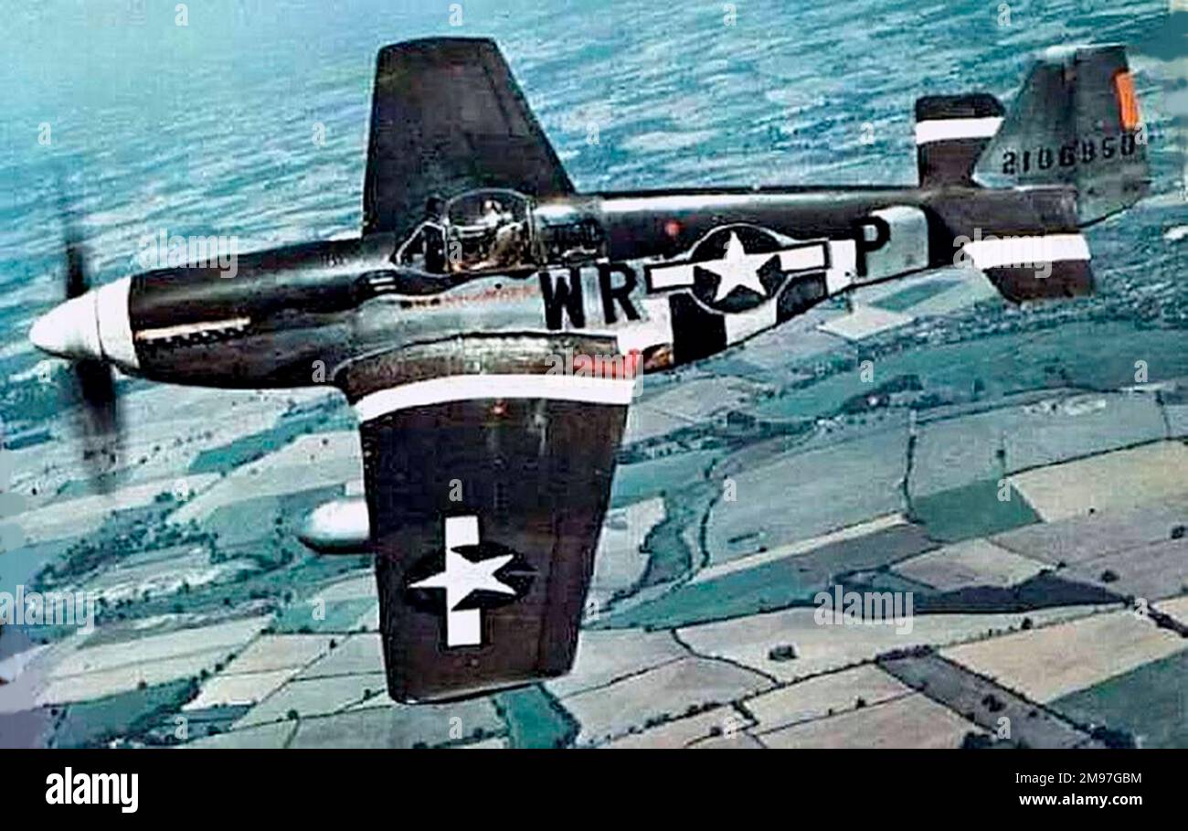 North American P-51B (side view) aloft from above of WR-P Stock Photo ...