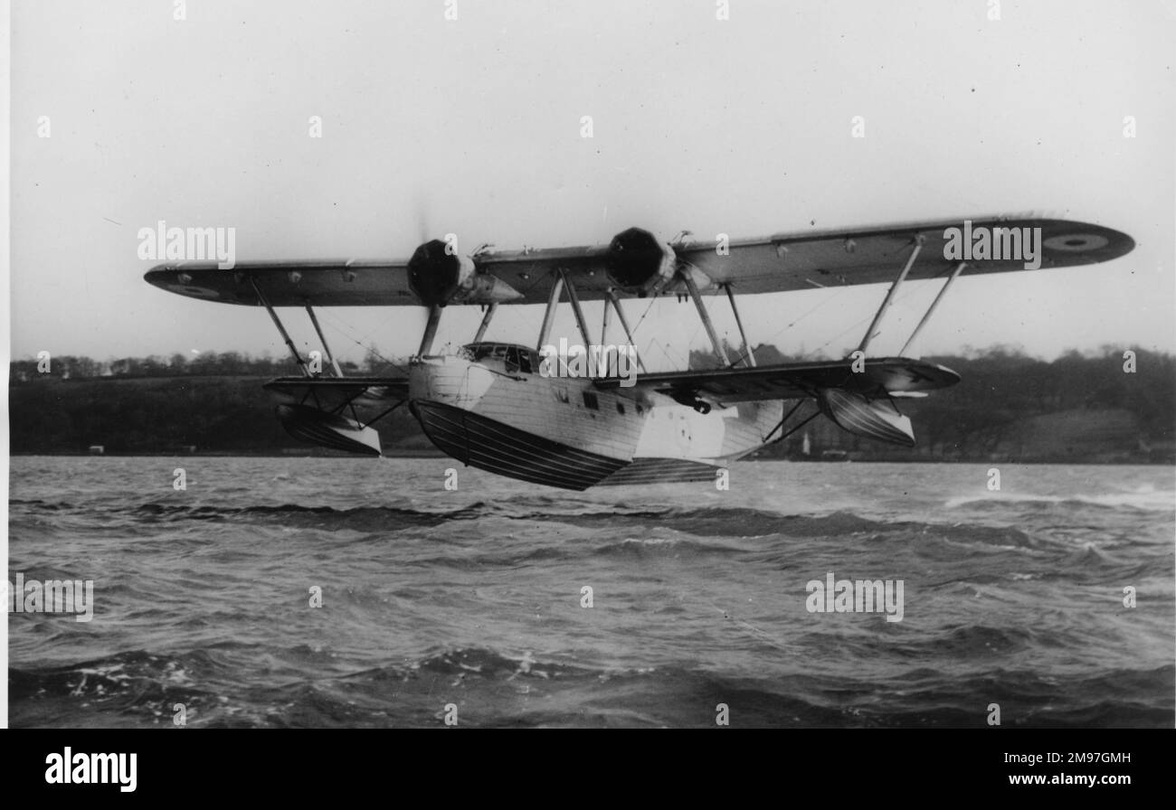 Saunders roe london hi-res stock photography and images - Alamy