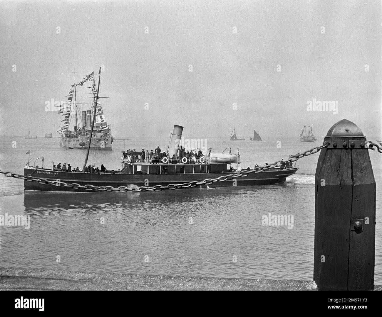 Sea coast ships on hi-res stock photography and images - Alamy