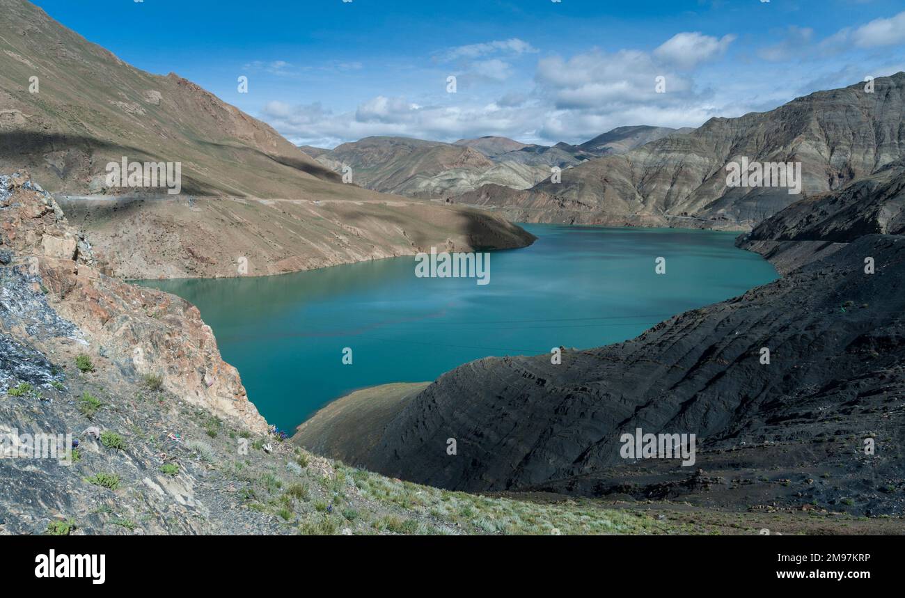 Hydroelectric Yamdrok-tso lake at Sim or Simu La pass, along Southern ...