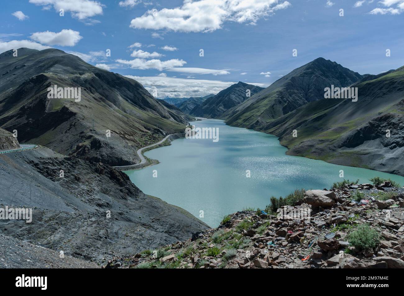 Hydroelectric Yamdrok-tso lake at Sim or Simu La pass, along Southern ...