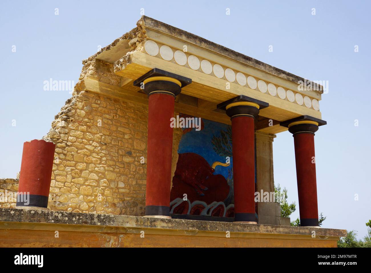 Greece,Crete,Knossos Reconstructed pillars in the Minoan Palace (circa ...