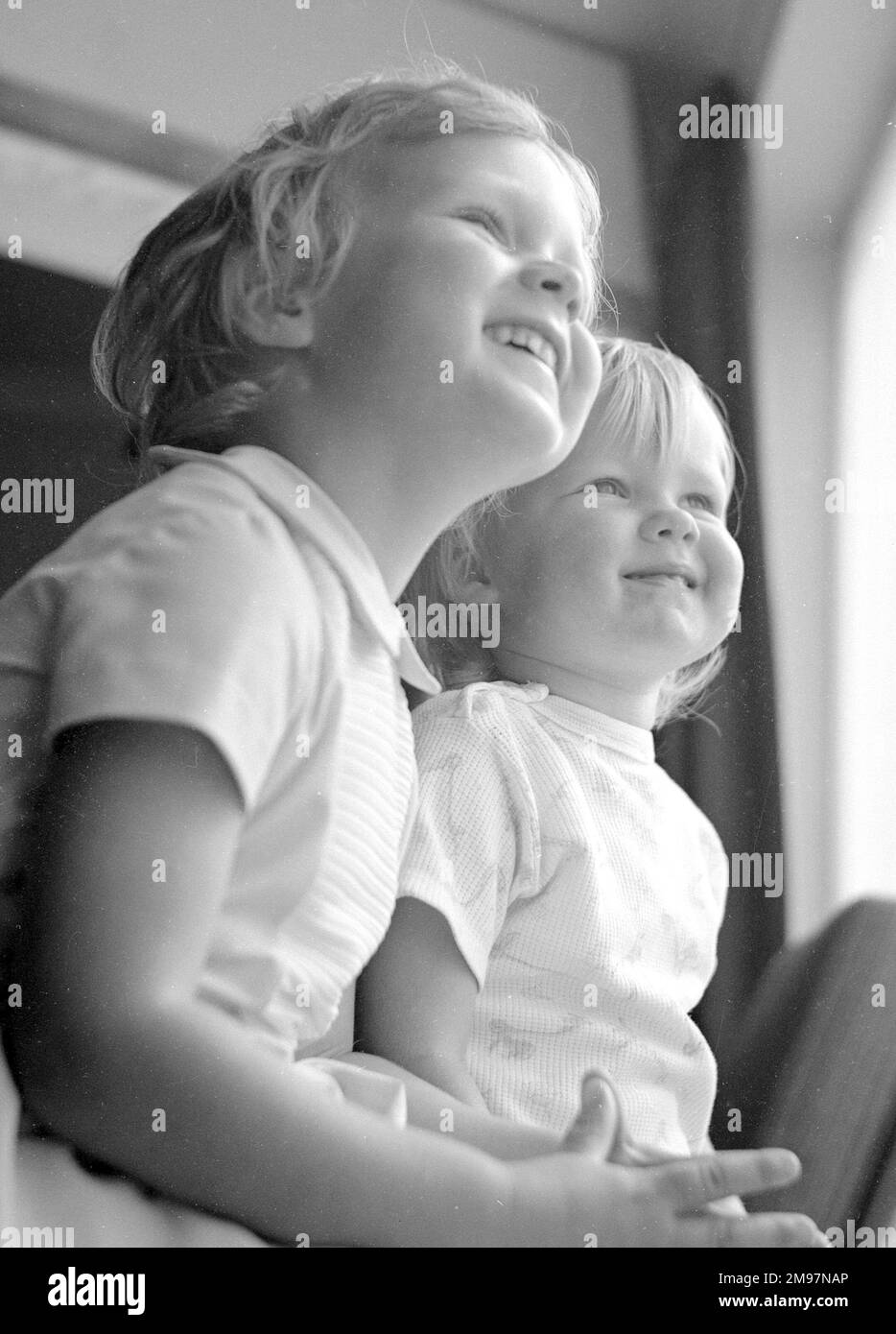 Two sisters historical hi-res stock photography and images - Alamy