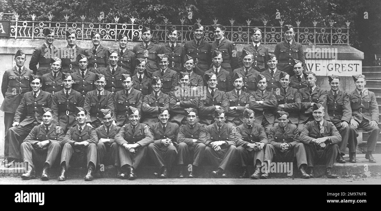 Group photo hi-res stock photography and images - Alamy