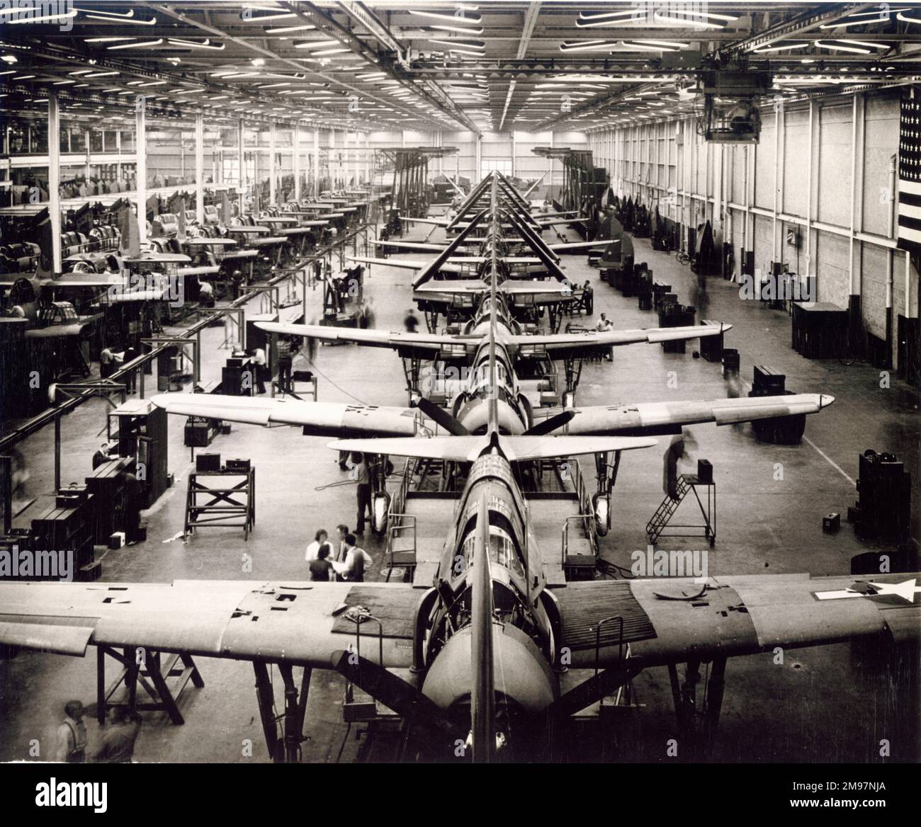 Curtiss Model 84 Helldiver production at Curtiss’ Columbus, Ohio, plant ...
