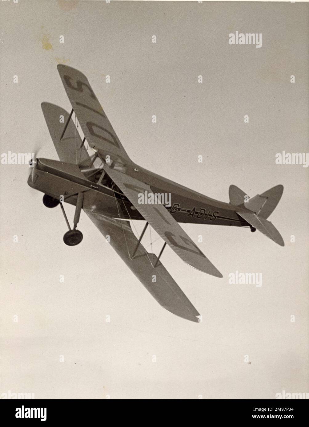 Square wing tips hi-res stock photography and images - Alamy