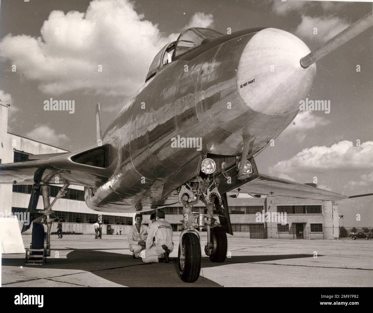 The first McDonnell XF-88 Voodoo, 46-525 Stock Photo - Alamy