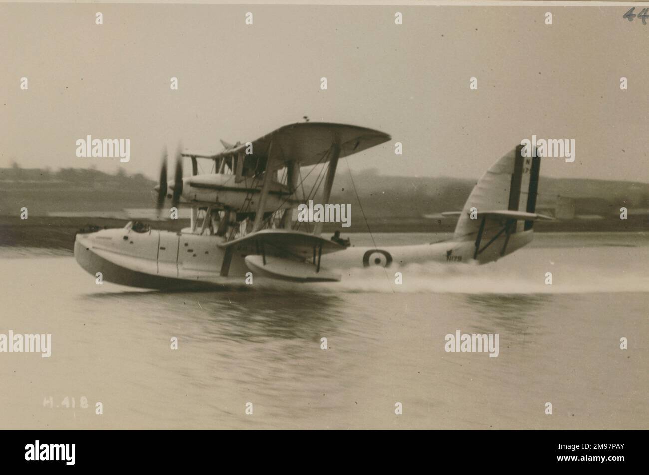 Short S5 Singapore I, N179 Stock Photo - Alamy