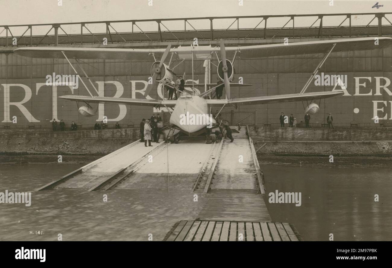 Short S5 Singapore I Stock Photo - Alamy