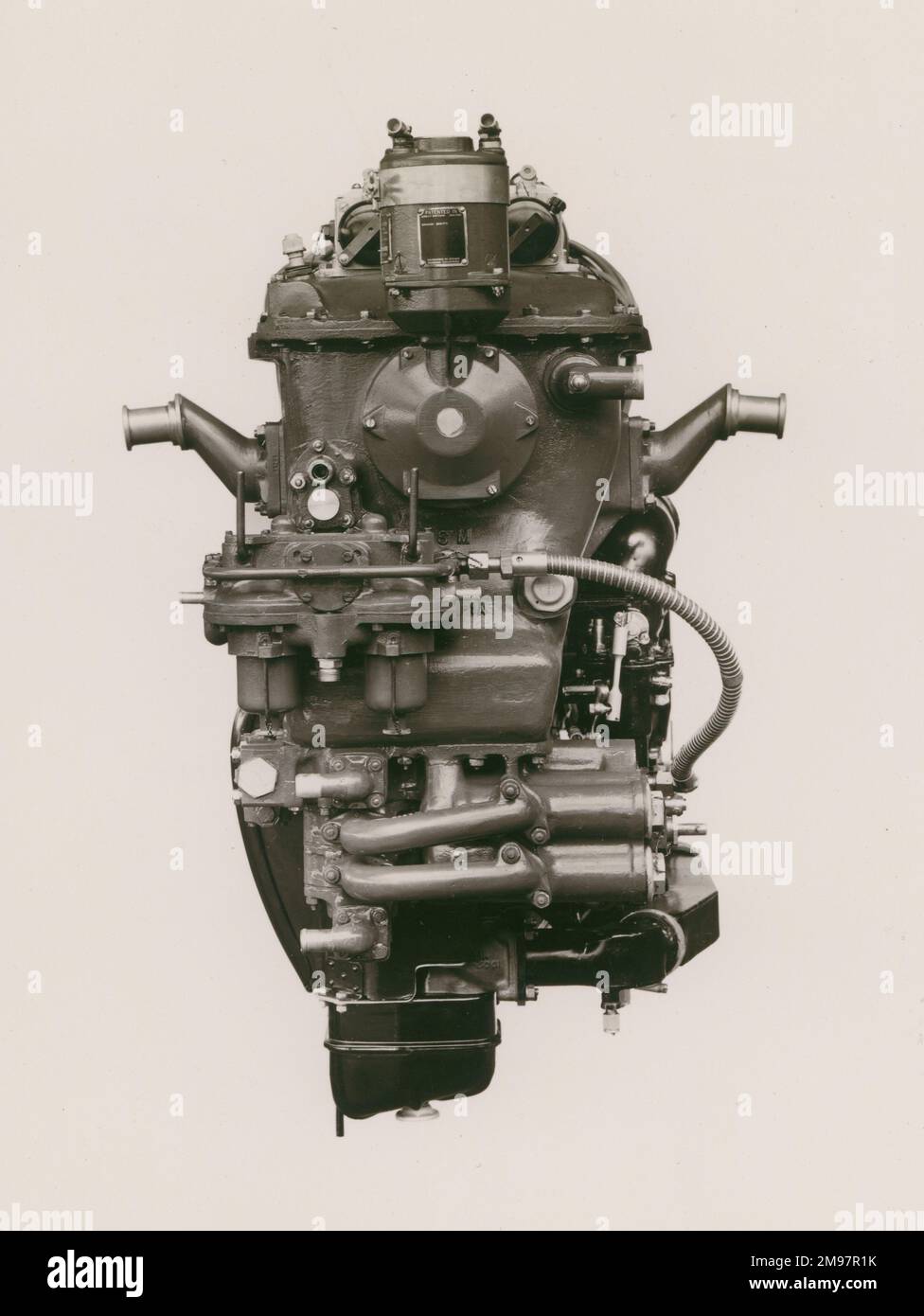 de Havilland Gipsy Six six-cylinder, air-cooled inverted inline of ...